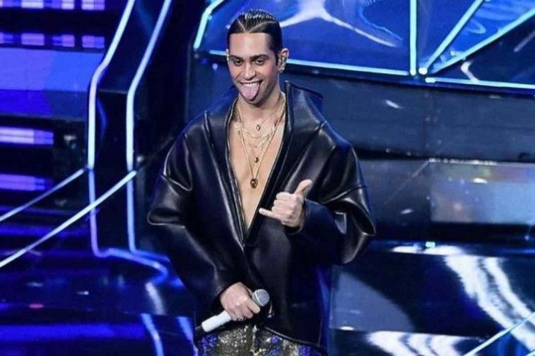 Mahmood, la conferma dopo Sanremo: una cosa simile non si era mai vista